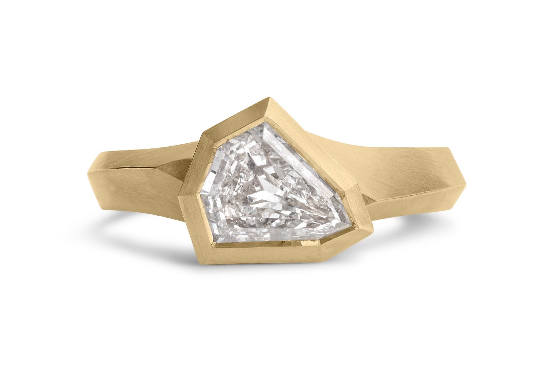 Aegis ring with shield shaped diamond
