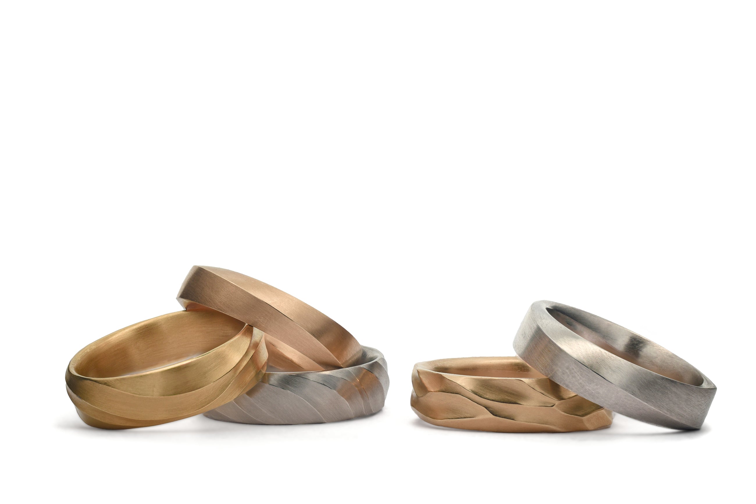 Unique men's wedding rings